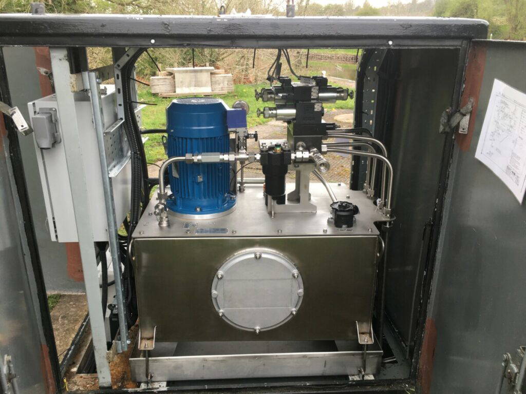 Four HPUs Commissioned for Canal Lock Gates - Rotec Hydraulics Ltd